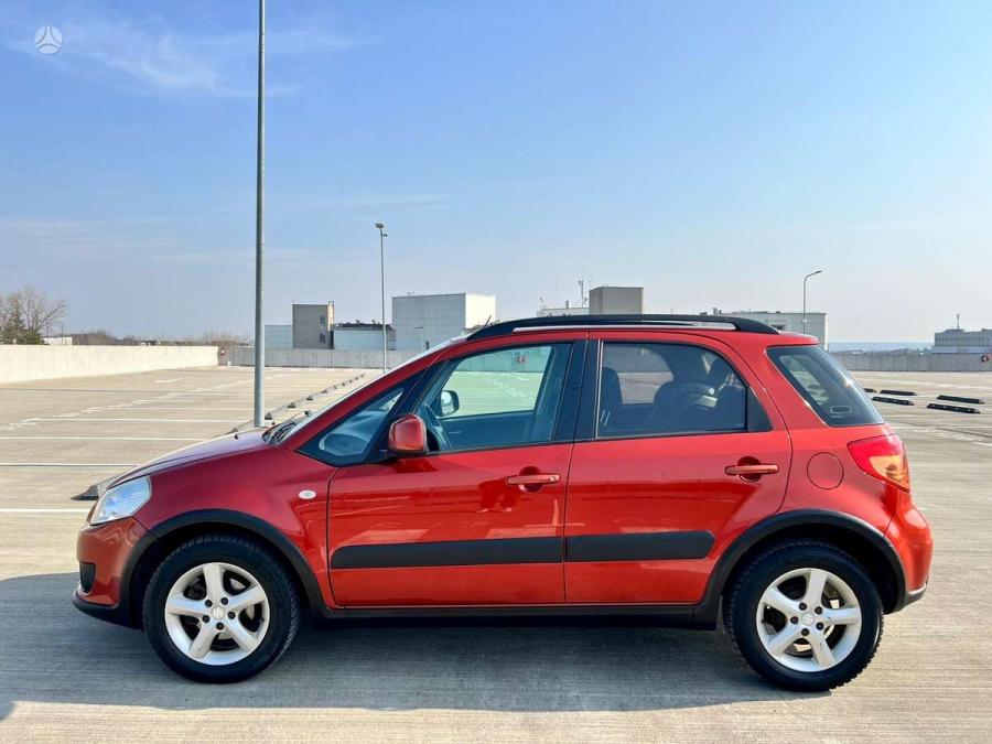 Oranžs Suzuki SX4 2007 Viļņa, ar dzinēja tilpumu 1.59 L un nobraukumu 255 tūkst. km par 3100 €, foto 3 vietnē AUTOMOTO.COM.LV