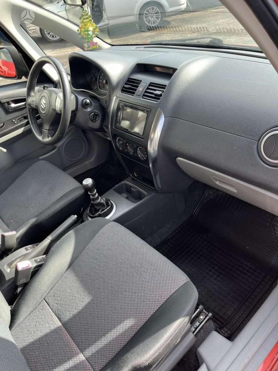 Oranžs Suzuki SX4 2007 Utena, ar dzinēja tilpumu 1.90 L un nobraukumu 151 tūkst. km par 2300 €, foto 7 vietnē AUTOMOTO.COM.LV