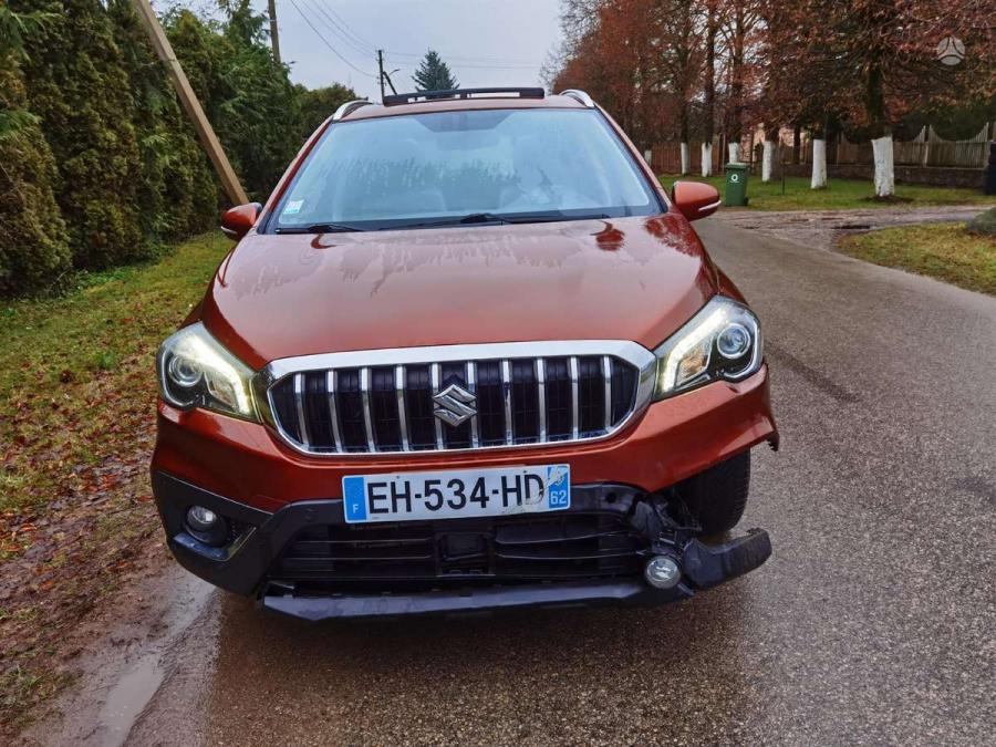 Orange Suzuki SX4 2016 in Kaunas, with an engine capacity of 1.59 L and mileage of 231 thousand km for 6300 €, photo 34 on AUTOMOTO.COM.LV