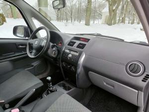 Orange Suzuki SX4 2007 in Vilnius, with an engine capacity of 1.90 L and mileage of 231 thousand km for 1750 €, photo 9 on AUTOMOTO.COM.LV