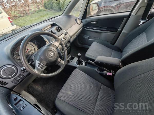 Oranžs Suzuki SX4 2008 Dobele, ar dzinēja tilpumu 1.60 L un nobraukumu 216 tūkst. km par 3300 €, foto 9 vietnē AUTOMOTO.COM.LV