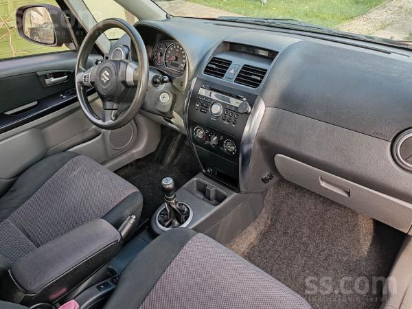 Oranžs Suzuki SX4 2008 Dobele, ar dzinēja tilpumu 1.60 L un nobraukumu 216 tūkst. km par 3300 €, foto 10 vietnē AUTOMOTO.COM.LV