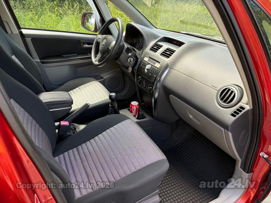 Oranžs Suzuki SX4 2008 Tallina, ar dzinēja tilpumu 1.60 L un nobraukumu 168 tūkst. km par 2990 €, foto 12 vietnē AUTOMOTO.COM.LV