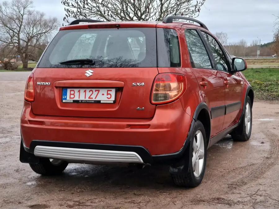 Orange Suzuki SX4 2009 in Grobiņa, with an engine capacity of 1.90 L and mileage of 341 thousand km for 2450 €, photo 5 on AUTOMOTO.COM.LV