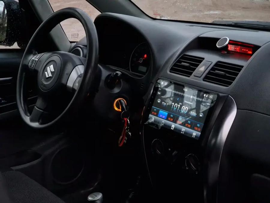 Orange Suzuki SX4 2009 in Grobiņa, with an engine capacity of 1.90 L and mileage of 341 thousand km for 2450 €, photo 9 on AUTOMOTO.COM.LV