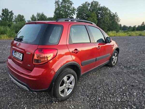 Orange Suzuki SX4 2011 in Tallinn, with an engine capacity of 1.60 L and mileage of 50 thousand km for 8500 €, photo 3 on AUTOMOTO.COM.LV