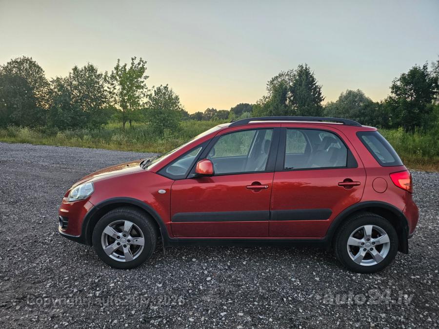 Oranžs Suzuki SX4 2011 Tallina, ar dzinēja tilpumu 1.60 L un nobraukumu 50 tūkst. km par 8500 €, foto 7 vietnē AUTOMOTO.COM.LV