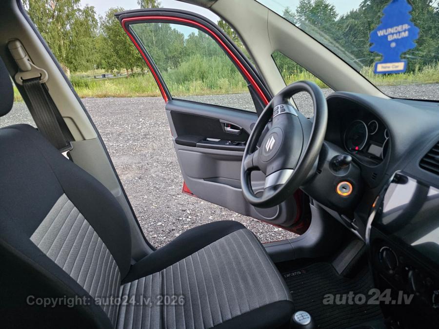 Oranžs Suzuki SX4 2011 Tallina, ar dzinēja tilpumu 1.60 L un nobraukumu 50 tūkst. km par 8500 €, foto 10 vietnē AUTOMOTO.COM.LV