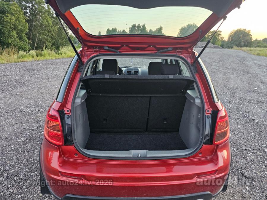 Oranžs Suzuki SX4 2011 Tallina, ar dzinēja tilpumu 1.60 L un nobraukumu 50 tūkst. km par 8500 €, foto 19 vietnē AUTOMOTO.COM.LV