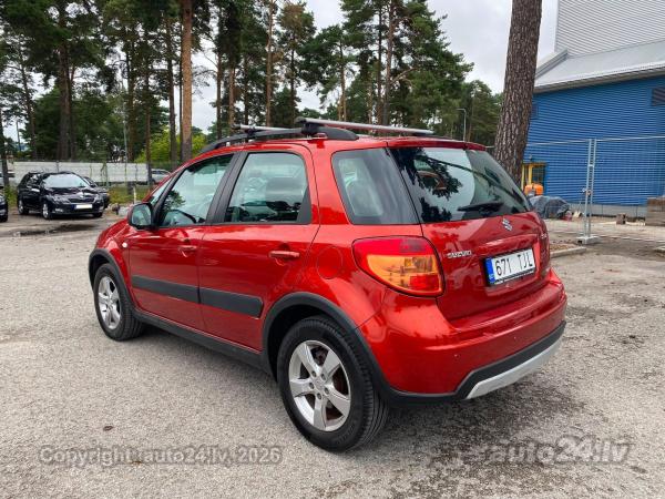 Orange Suzuki SX4 2012 in Tallinn, with an engine capacity of 1.60 L and mileage of 151 thousand km for 4950 €, photo 4 on AUTOMOTO.COM.LV