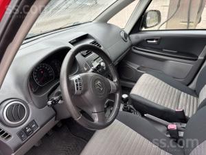 Sarkans Suzuki SX4 2009 Rīga, ar dzinēja tilpumu 1.90 L un nobraukumu 215 tūkst. km par 4250 €, foto 8 vietnē AUTOMOTO.COM.LV