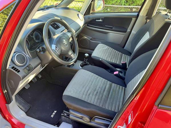 Red Suzuki SX4 2013 in Kelme, with an engine capacity of 2.00 L and mileage of 277 thousand km for 2800 €, photo 7 on AUTOMOTO.COM.LV