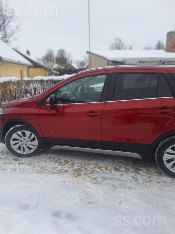 Red Suzuki SX4 2018 in Saldus, with an engine capacity of 1.00 L and mileage of 60 thousand km for 16500 €, photo 3 on AUTOMOTO.COM.LV