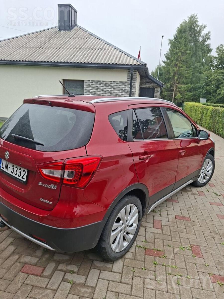 Red Suzuki SX4 2018 in Saldus, with an engine capacity of 1.00 L and mileage of 64 thousand km for 13000 €, photo 7 on AUTOMOTO.COM.LV