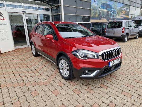 Sarkans Suzuki SX4 2018 Rīga, ar dzinēja tilpumu 1.00 L un nobraukumu 65 tūkst. km par 12000 €, foto 4 vietnē AUTOMOTO.COM.LV