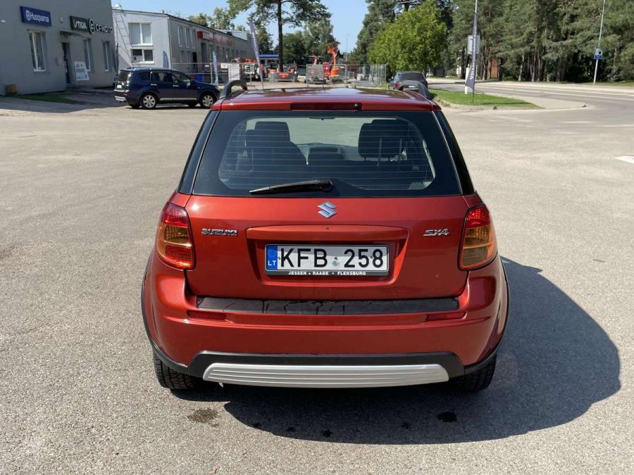Sarkans Suzuki SX4 2006 Druskininkai, ar dzinēja tilpumu 1.87 L un nobraukumu 239 tūkst. km par 2000 €, foto 6 vietnē AUTOMOTO.COM.LV