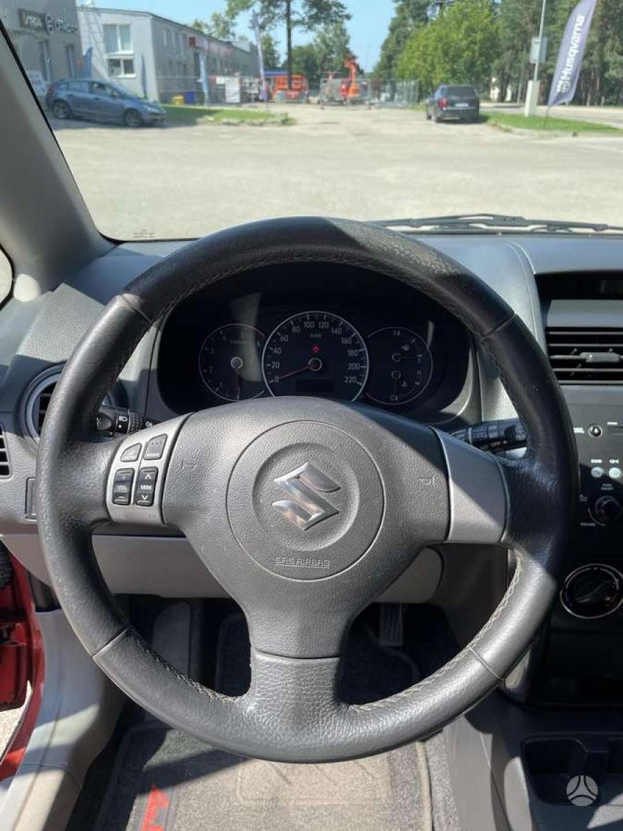 Sarkans Suzuki SX4 2006 Druskininkai, ar dzinēja tilpumu 1.87 L un nobraukumu 239 tūkst. km par 2000 €, foto 17 vietnē AUTOMOTO.COM.LV