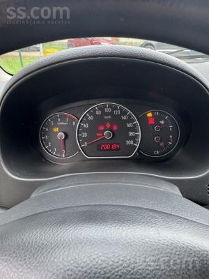 Красный Сузуки СХ4 2006 в Добеле, объемом двигателя 1.50 л и пробегом 200 тыс. км за 700 €, фото 9 на AUTOMOTO.COM.LV