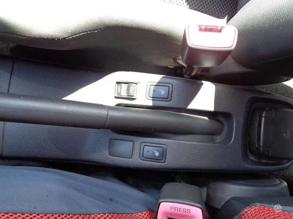Sarkans Suzuki SX4 2007 Druskininkai, ar dzinēja tilpumu 1.59 L un nobraukumu 242 tūkst. km par 950 €, foto 6 vietnē AUTOMOTO.COM.LV