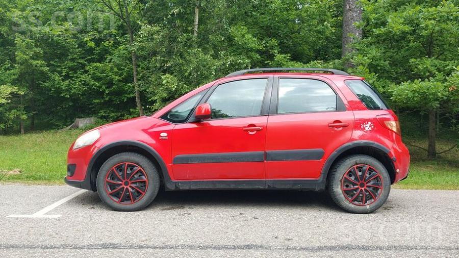 Sarkans Suzuki SX4 2007 Alūksne, ar dzinēja tilpumu 1.90 L un nobraukumu 0 tūkst. km par 3800 €, foto 10 vietnē AUTOMOTO.COM.LV