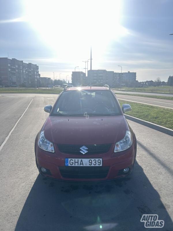 Sarkans Suzuki SX4 2012 Gargždai, ar dzinēja tilpumu 2.00 L un nobraukumu 161 tūkst. km par 4500 €, foto 2 vietnē AUTOMOTO.COM.LV