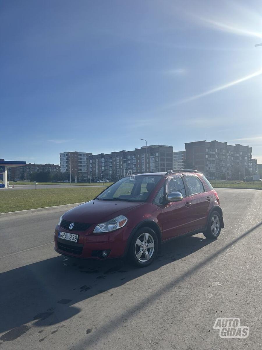 Red Suzuki SX4 2012 in Gargzdai, with an engine capacity of 2.00 L and mileage of 161 thousand km for 4500 €, photo 4 on AUTOMOTO.COM.LV