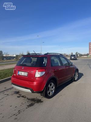 Red Suzuki SX4 2012 in Gargzdai, with an engine capacity of 2.00 L and mileage of 161 thousand km for 4500 €, photo 5 on AUTOMOTO.COM.LV