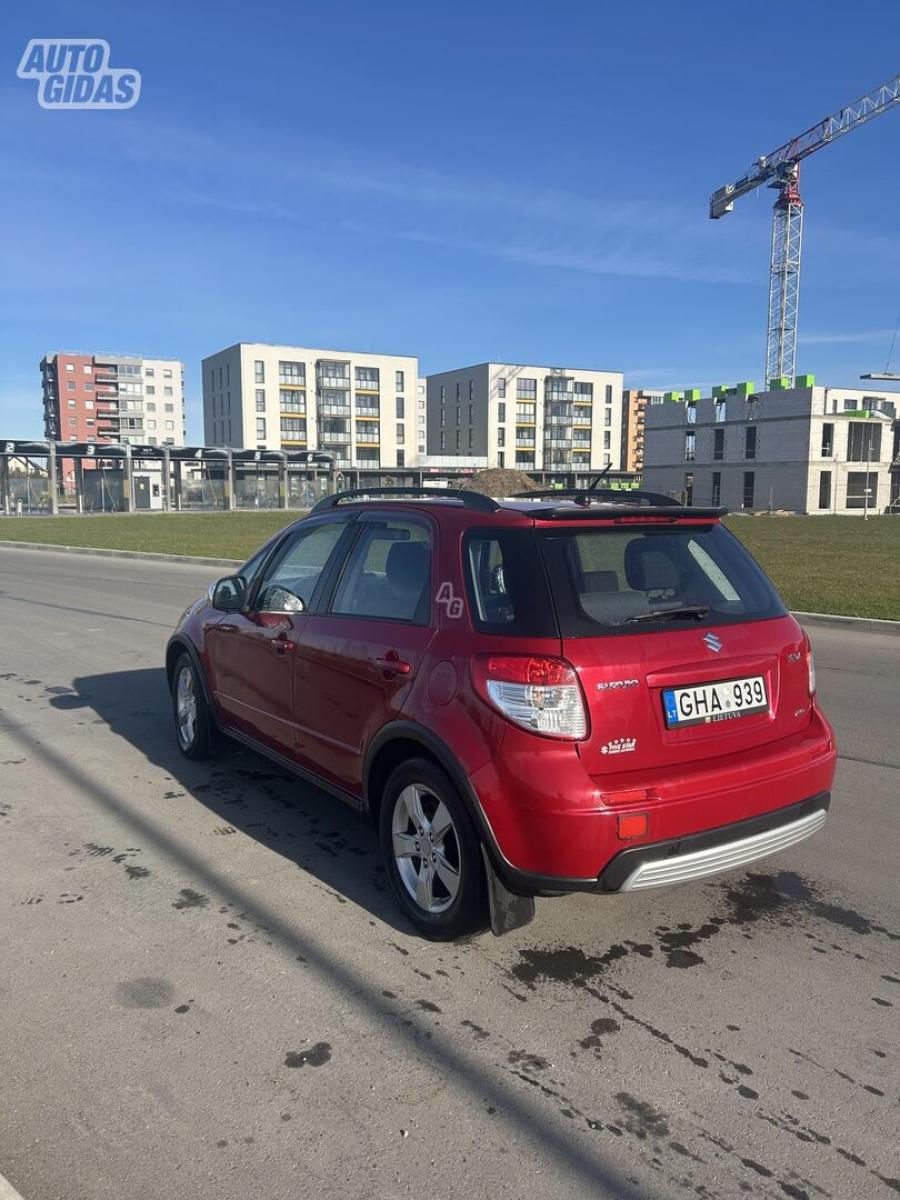 Red Suzuki SX4 2012 in Gargzdai, with an engine capacity of 2.00 L and mileage of 161 thousand km for 4500 €, photo 7 on AUTOMOTO.COM.LV