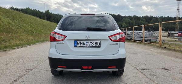 White Suzuki SX4 2015 in Vilnius, with an engine capacity of 1.60 L and mileage of 240 thousand km for 5300 €, photo 7 on AUTOMOTO.COM.LV
