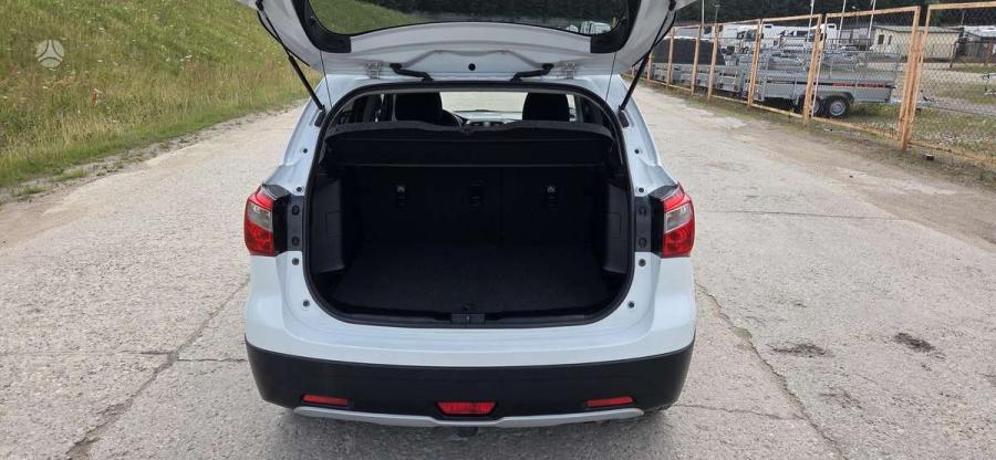 Balts Suzuki SX4 2015 Viļņa, ar dzinēja tilpumu 1.60 L un nobraukumu 240 tūkst. km par 5300 €, foto 10 vietnē AUTOMOTO.COM.LV