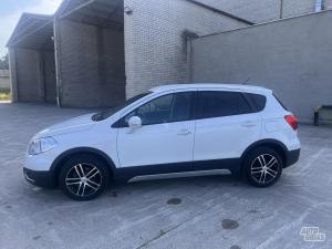 White Suzuki SX4 2015 in Plunge, with an engine capacity of 1.60 L and mileage of 128 thousand km for 8000 €, photo 3 on AUTOMOTO.COM.LV