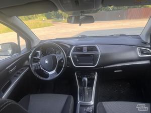 White Suzuki SX4 2015 in Plunge, with an engine capacity of 1.60 L and mileage of 128 thousand km for 8000 €, photo 4 on AUTOMOTO.COM.LV
