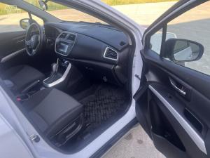 White Suzuki SX4 2015 in Plunge, with an engine capacity of 1.60 L and mileage of 128 thousand km for 8000 €, photo 17 on AUTOMOTO.COM.LV