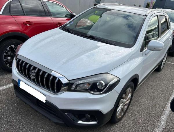 Balts Suzuki SX4 2019 Tauragė, ar dzinēja tilpumu 1.00 L un nobraukumu 65 tūkst. km par 10900 €, foto 1 vietnē AUTOMOTO.COM.LV