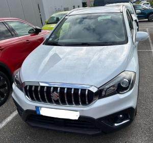 White Suzuki SX4 2019 in Taurage, with an engine capacity of 1.00 L and mileage of 65 thousand km for 10600 €, photo  on AUTOMOTO.COM.LV