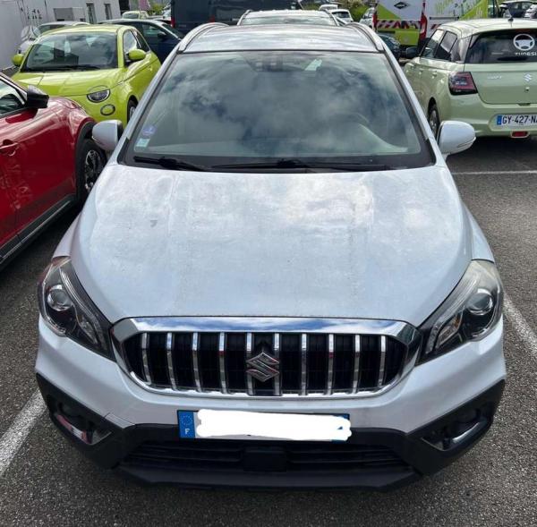 Balts Suzuki SX4 2019 Tauragė, ar dzinēja tilpumu 1.00 L un nobraukumu 65 tūkst. km par 10600 €, foto 3 vietnē AUTOMOTO.COM.LV