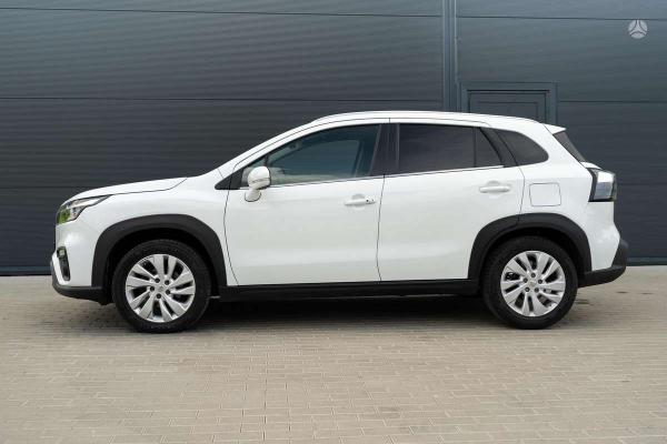 Balts Suzuki SX4 2023 Viļņa, ar dzinēja tilpumu 1.37 L un nobraukumu 159 tūkst. km par 15500 €, foto 7 vietnē AUTOMOTO.COM.LV