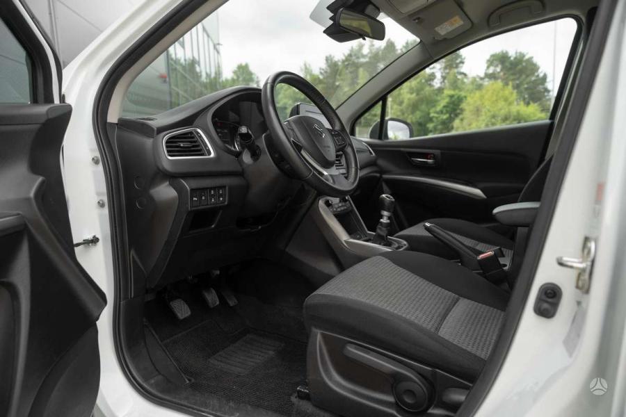 Balts Suzuki SX4 2023 Viļņa, ar dzinēja tilpumu 1.37 L un nobraukumu 159 tūkst. km par 15500 €, foto 16 vietnē AUTOMOTO.COM.LV