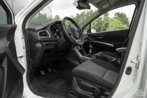 White Suzuki SX4 2023 in Vilnius, with an engine capacity of 1.40 L and mileage of 159 thousand km for 14950 €, photo 16 on AUTOMOTO.COM.LV