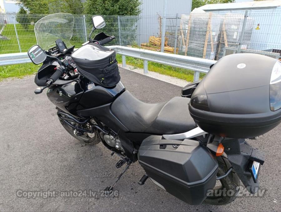 Black Suzuki V-Strom 650 2005 in Tallinn, with an engine capacity of 0.65 L and mileage of 40 thousand km for 3500 €, photo 3 on AUTOMOTO.COM.LV