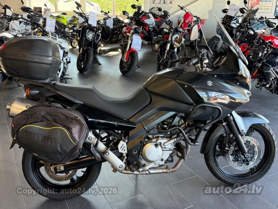 Melns Suzuki V-Strom 650 2006 Tallina, ar dzinēja tilpumu 0.65 L un nobraukumu 65 tūkst. km par 2590 €, foto 3 vietnē AUTOMOTO.COM.LV