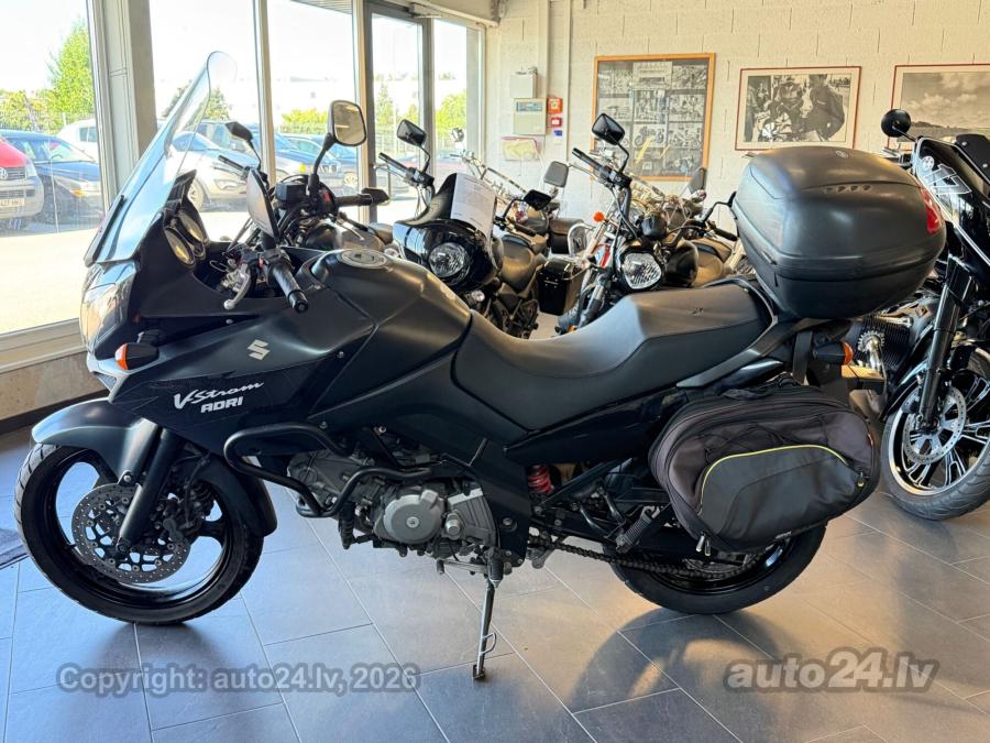Melns Suzuki V-Strom 650 2006 Tallina, ar dzinēja tilpumu 0.65 L un nobraukumu 65 tūkst. km par 2590 €, foto 10 vietnē AUTOMOTO.COM.LV