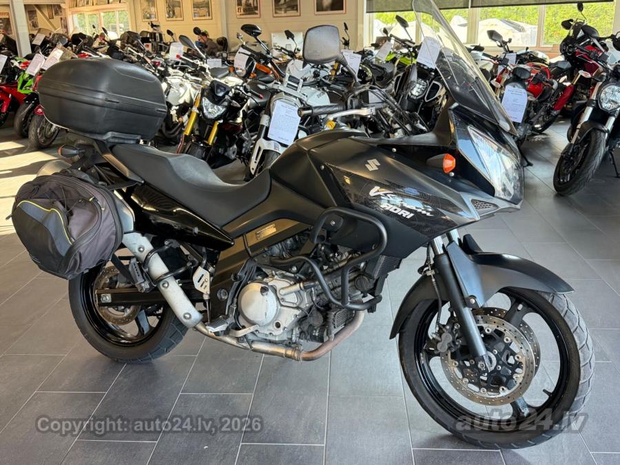 Melns Suzuki V-Strom 650 2006 Tallina, ar dzinēja tilpumu 0.65 L un nobraukumu 65 tūkst. km par 2590 €, foto 1 vietnē AUTOMOTO.COM.LV