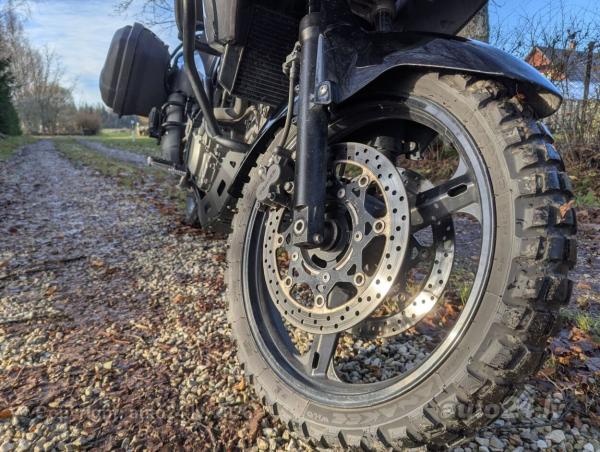 Black Suzuki V-Strom 650 2007 in Tartu, with an engine capacity of 0.65 L and mileage of 75 thousand km for 3000 €, photo 10 on AUTOMOTO.COM.LV