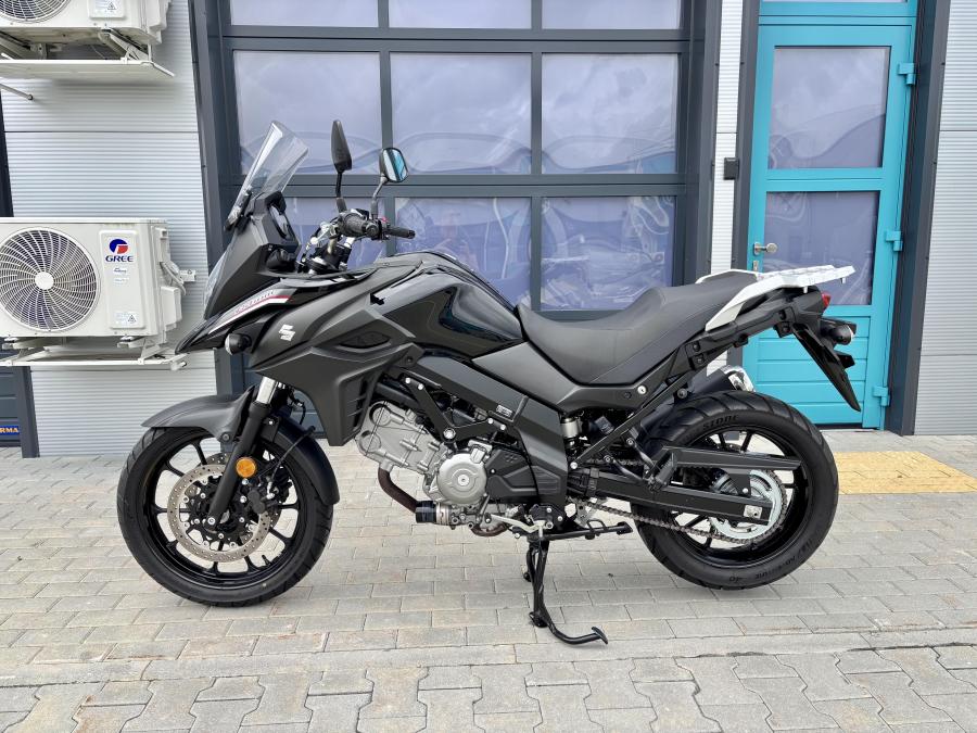Melns Suzuki V-Strom 650 2019 Klaipėda, ar dzinēja tilpumu 6.50 L un nobraukumu 7 tūkst. km par 6200 €, foto 3 vietnē AUTOMOTO.COM.LV