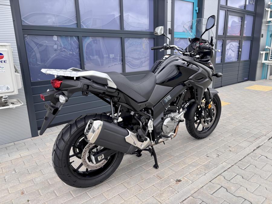 Melns Suzuki V-Strom 650 2019 Klaipėda, ar dzinēja tilpumu 6.50 L un nobraukumu 7 tūkst. km par 6200 €, foto 15 vietnē AUTOMOTO.COM.LV