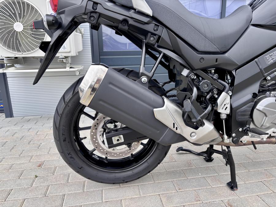 Melns Suzuki V-Strom 650 2019 Klaipėda, ar dzinēja tilpumu 6.50 L un nobraukumu 7 tūkst. km par 6200 €, foto 16 vietnē AUTOMOTO.COM.LV