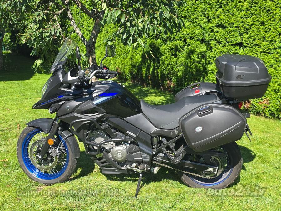 Blue Suzuki V-Strom 650 2023 in Tallinn, with an engine capacity of 0.65 L and mileage of 4 thousand km for 7900 €, photo 1 on AUTOMOTO.COM.LV