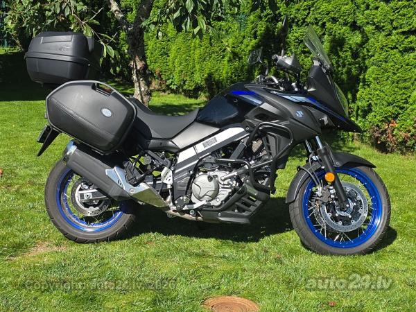 Blue Suzuki V-Strom 650 2023 in Tallinn, with an engine capacity of 0.65 L and mileage of 4 thousand km for 7900 €, photo 4 on AUTOMOTO.COM.LV