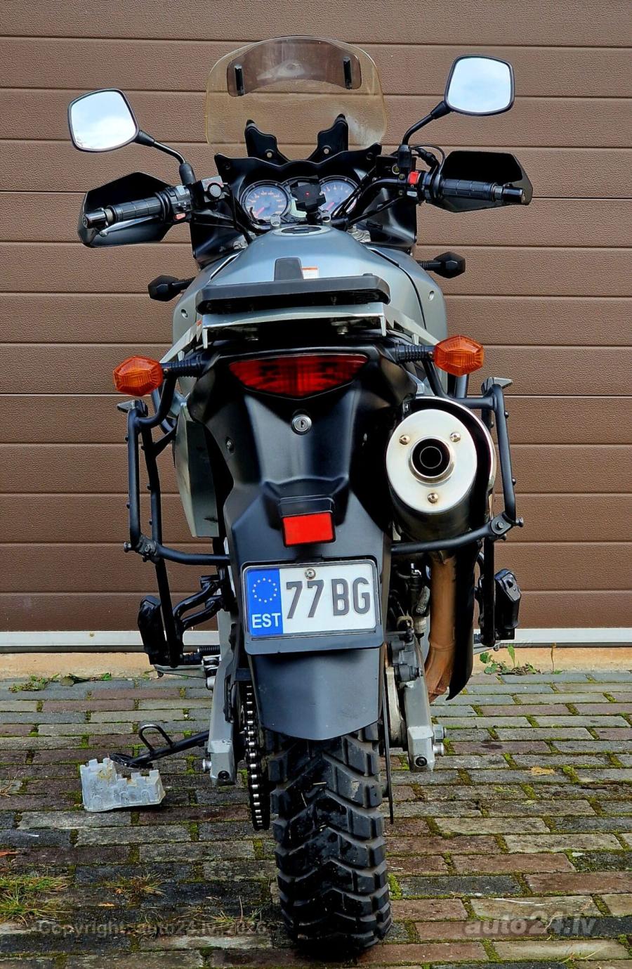 Сузуки V-Strom 650 2004 в Таллин, объемом двигателя 0.65 л и пробегом 78 тыс. км за 2850 €, фото 5 на AUTOMOTO.COM.LV